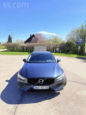 Blue Volvo V60 2019 in Ogre, with an engine capacity of 2.00 L and mileage of 288 thousand km for 11900 €, photo 4 on AUTOMOTO.COM.LV