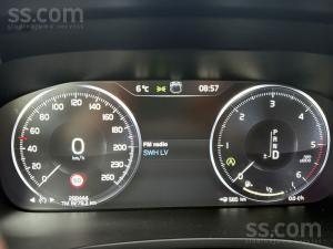 Blue Volvo V60 2019 in Ogre, with an engine capacity of 2.00 L and mileage of 288 thousand km for 11900 €, photo 27 on AUTOMOTO.COM.LV