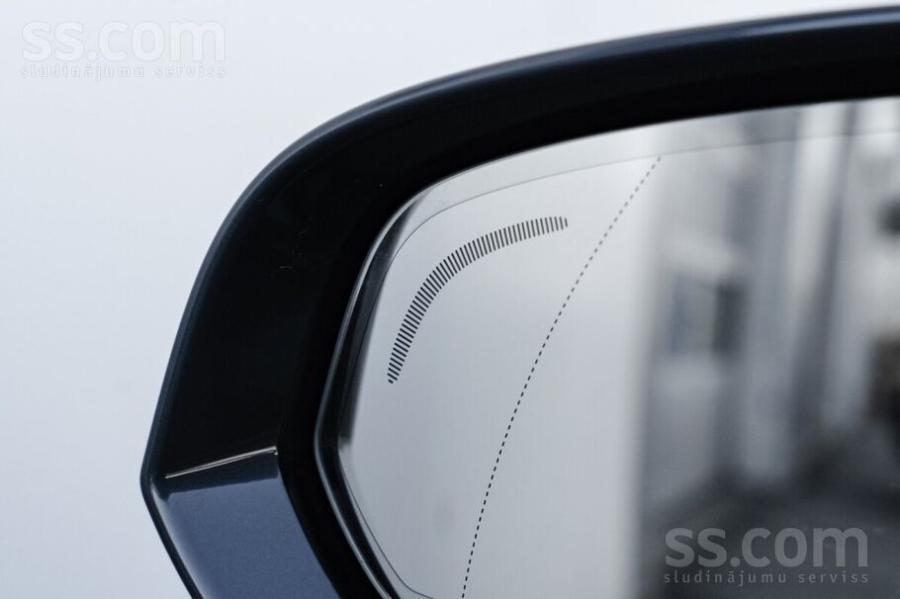 Zils Volvo V60 2019 Rīga, ar dzinēja tilpumu 2.00 L un nobraukumu 210 tūkst. km par 14700 €, foto 12 vietnē AUTOMOTO.COM.LV