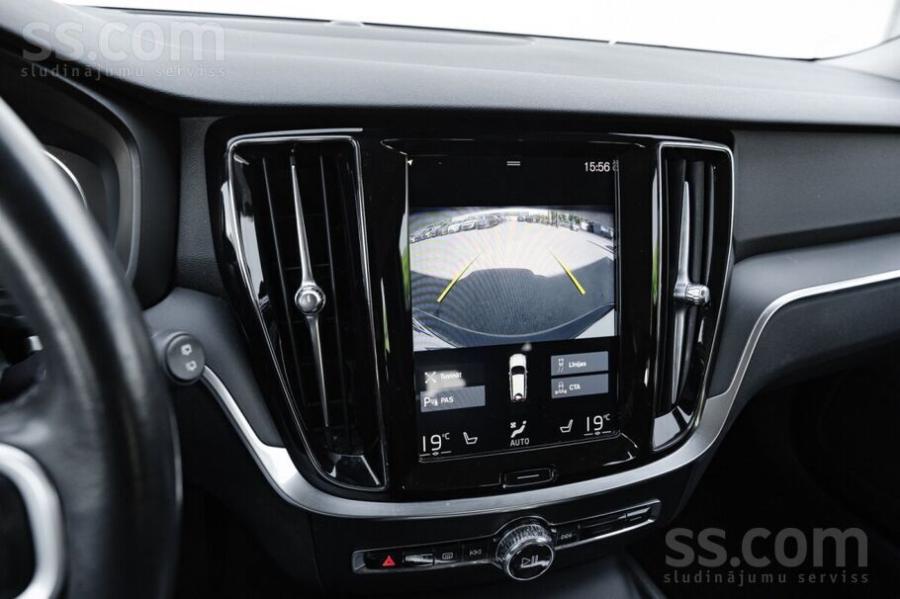Zils Volvo V60 2019 Rīga, ar dzinēja tilpumu 2.00 L un nobraukumu 210 tūkst. km par 14700 €, foto 17 vietnē AUTOMOTO.COM.LV