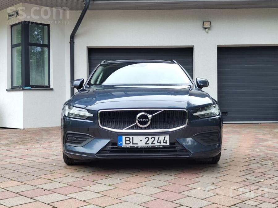 Zils Volvo V60 2019 Rīga, ar dzinēja tilpumu 2.00 L un nobraukumu 163 tūkst. km par 16900 €, foto 3 vietnē AUTOMOTO.COM.LV