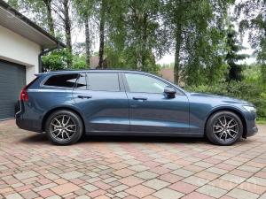Zils Volvo V60 2019 Rīga, ar dzinēja tilpumu 2.00 L un nobraukumu 163 tūkst. km par 16900 €, foto 9 vietnē AUTOMOTO.COM.LV