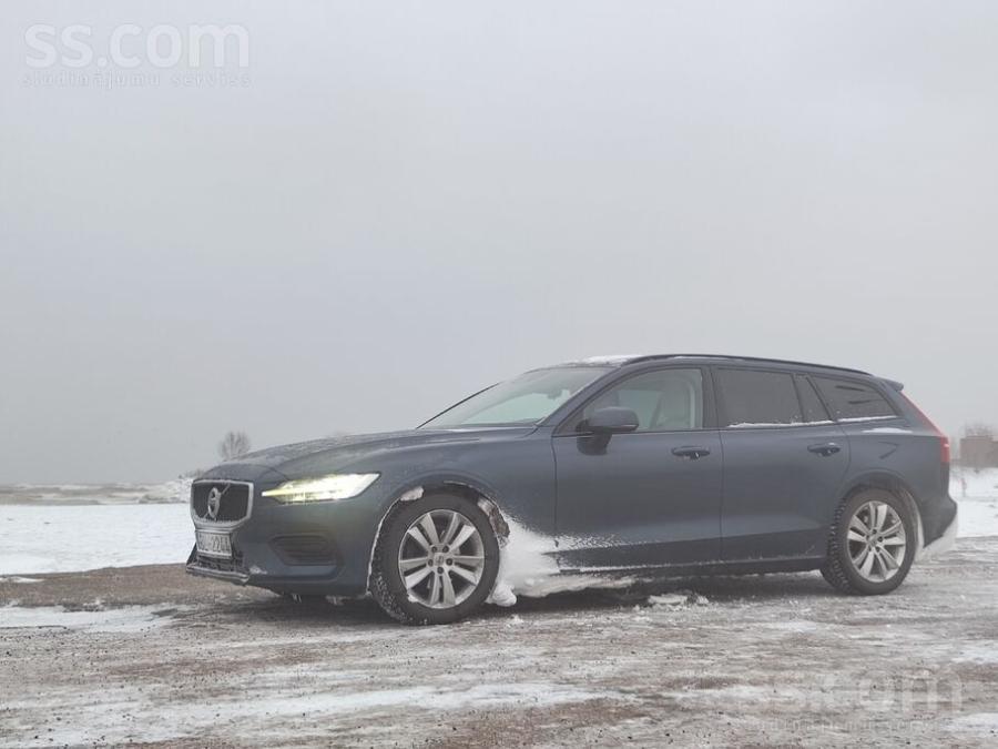 Zils Volvo V60 2019 Rīga, ar dzinēja tilpumu 2.00 L un nobraukumu 163 tūkst. km par 16900 €, foto 30 vietnē AUTOMOTO.COM.LV