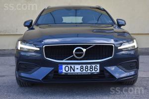Zils Volvo V60 2019 Talsi, ar dzinēja tilpumu 2.00 L un nobraukumu 203 tūkst. km par 14700 €, foto 4 vietnē AUTOMOTO.COM.LV