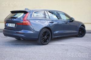 Zils Volvo V60 2019 Talsi, ar dzinēja tilpumu 2.00 L un nobraukumu 203 tūkst. km par 14700 €, foto 6 vietnē AUTOMOTO.COM.LV