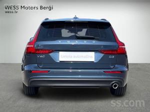 Blue Volvo V60 2019 in Riga, with an engine capacity of 2.00 L and mileage of 166 thousand km for 16500 €, photo 5 on AUTOMOTO.COM.LV