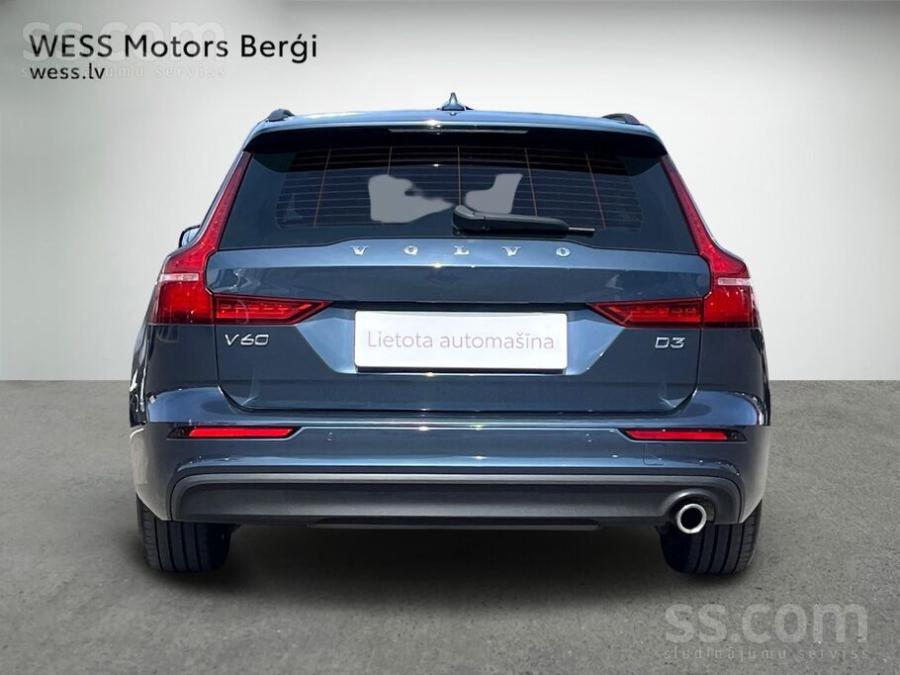 Blue Volvo V60 2019 in Riga, with an engine capacity of 2.00 L and mileage of 166 thousand km for 16500 €, photo 5 on AUTOMOTO.COM.LV