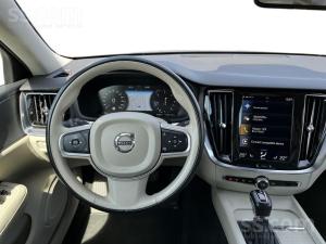 Blue Volvo V60 2019 in Riga, with an engine capacity of 2.00 L and mileage of 166 thousand km for 16500 €, photo 10 on AUTOMOTO.COM.LV