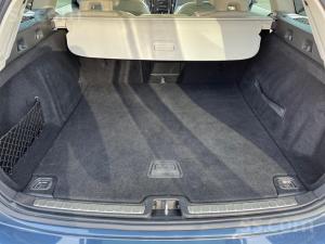 Blue Volvo V60 2019 in Riga, with an engine capacity of 2.00 L and mileage of 166 thousand km for 16500 €, photo 11 on AUTOMOTO.COM.LV