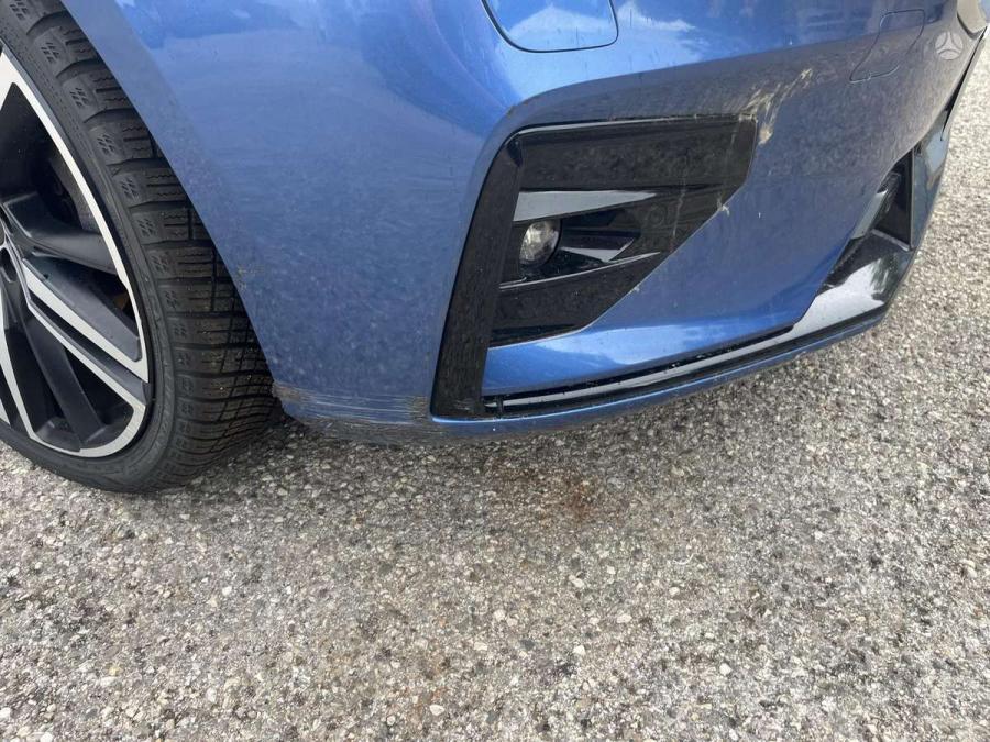 Blue Volvo V60 2019 in Panevezys, with an engine capacity of 1.97 L and mileage of 234 thousand km for 15900 €, photo 7 on AUTOMOTO.COM.LV
