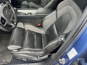 Blue Volvo V60 2019 in Panevezys, with an engine capacity of 1.97 L and mileage of 234 thousand km for 15900 €, photo 13 on AUTOMOTO.COM.LV