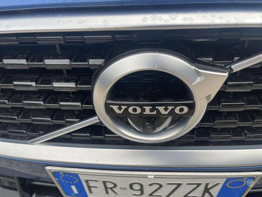 Blue Volvo V60 2019 in Panevezys, with an engine capacity of 1.97 L and mileage of 234 thousand km for 15900 €, photo 20 on AUTOMOTO.COM.LV