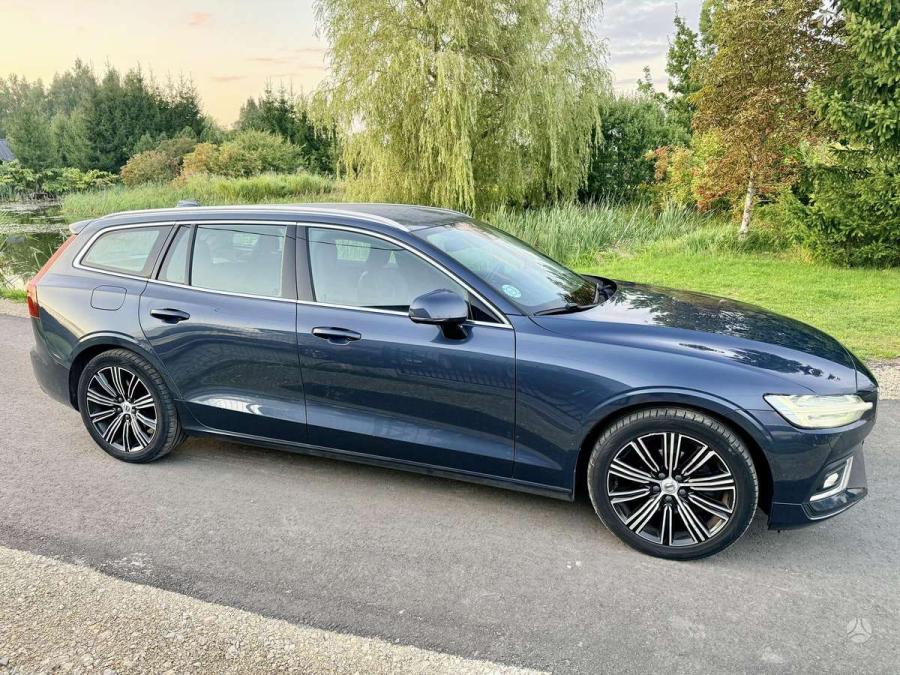 Zils Volvo V60 2019 Viļņa, ar dzinēja tilpumu 1.97 L un nobraukumu 233 tūkst. km par 14000 €, foto 5 vietnē AUTOMOTO.COM.LV