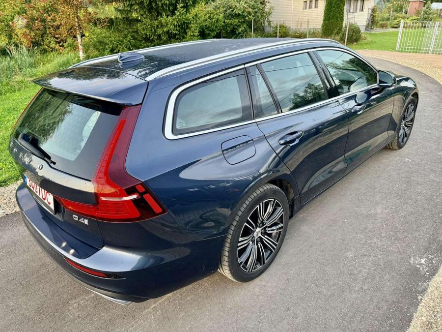 Zils Volvo V60 2019 Viļņa, ar dzinēja tilpumu 1.97 L un nobraukumu 233 tūkst. km par 14000 €, foto 6 vietnē AUTOMOTO.COM.LV