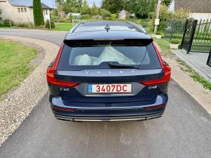 Zils Volvo V60 2019 Viļņa, ar dzinēja tilpumu 1.97 L un nobraukumu 233 tūkst. km par 14000 €, foto 7 vietnē AUTOMOTO.COM.LV