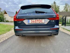 Zils Volvo V60 2019 Viļņa, ar dzinēja tilpumu 1.97 L un nobraukumu 233 tūkst. km par 14000 €, foto 8 vietnē AUTOMOTO.COM.LV