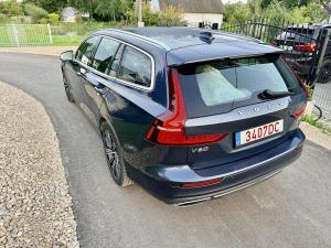 Zils Volvo V60 2019 Viļņa, ar dzinēja tilpumu 1.97 L un nobraukumu 233 tūkst. km par 14000 €, foto 9 vietnē AUTOMOTO.COM.LV