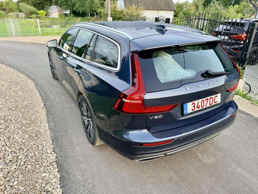Zils Volvo V60 2019 Viļņa, ar dzinēja tilpumu 1.97 L un nobraukumu 233 tūkst. km par 14000 €, foto 9 vietnē AUTOMOTO.COM.LV