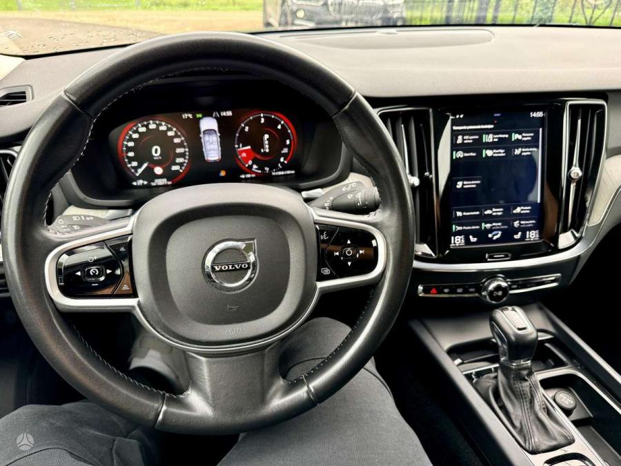 Zils Volvo V60 2019 Viļņa, ar dzinēja tilpumu 1.97 L un nobraukumu 233 tūkst. km par 14000 €, foto 23 vietnē AUTOMOTO.COM.LV