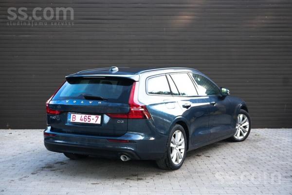 Zils Volvo V60 2019 Rīga, ar dzinēja tilpumu 2.00 L un nobraukumu 246 tūkst. km par 15890 €, foto 4 vietnē AUTOMOTO.COM.LV
