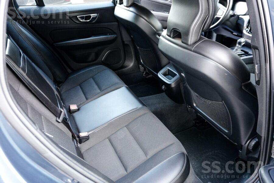 Zils Volvo V60 2019 Rīga, ar dzinēja tilpumu 2.00 L un nobraukumu 246 tūkst. km par 15890 €, foto 7 vietnē AUTOMOTO.COM.LV