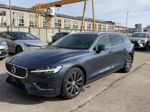 Zils Volvo V60 2019 Viļņa, ar dzinēja tilpumu 2.40 L un nobraukumu 273 tūkst. km par 13500 €, foto 3 vietnē AUTOMOTO.COM.LV