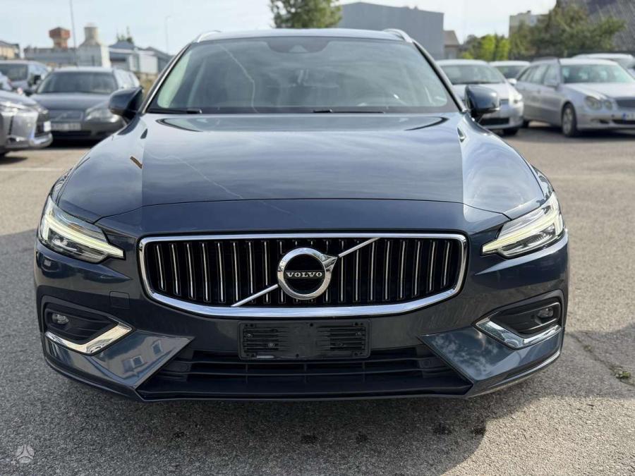 Zils Volvo V60 2019 Viļņa, ar dzinēja tilpumu 2.40 L un nobraukumu 273 tūkst. km par 13500 €, foto 5 vietnē AUTOMOTO.COM.LV