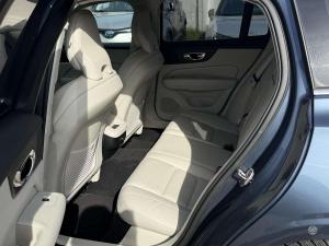Zils Volvo V60 2019 Viļņa, ar dzinēja tilpumu 2.40 L un nobraukumu 273 tūkst. km par 13500 €, foto 22 vietnē AUTOMOTO.COM.LV