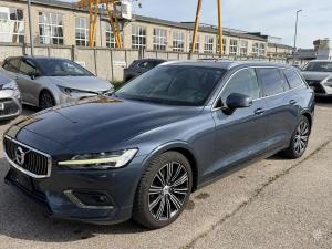 Blue Volvo V60 2019 in Vilnius, with an engine capacity of 2.40 L and mileage of 273 thousand km for 13500 €, photo 1 on AUTOMOTO.COM.LV