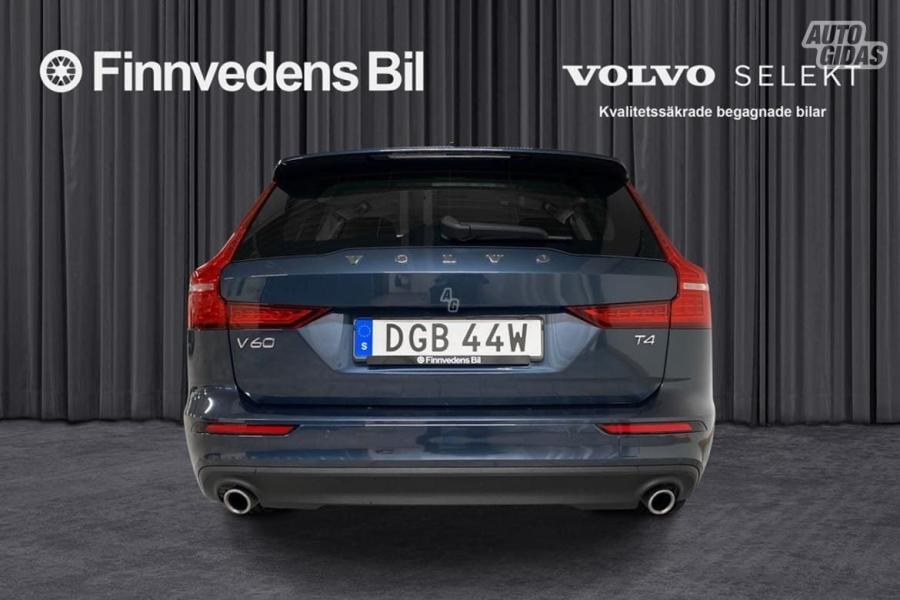 Blue Volvo V60 2020 in Kaunas, with an engine capacity of 0.00 L and mileage of 87 thousand km for 29218 €, photo 4 on AUTOMOTO.COM.LV