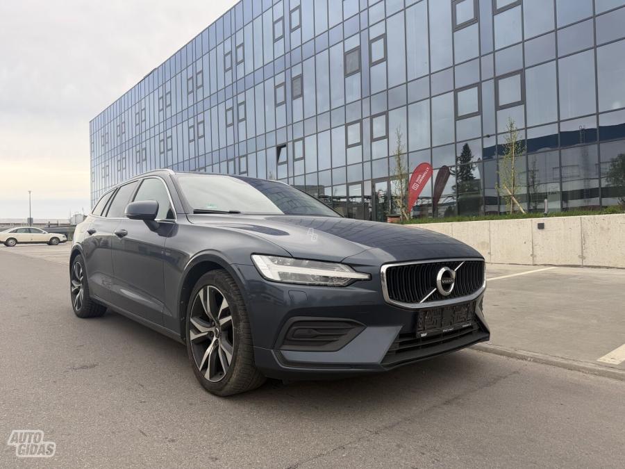 Zils Volvo V60 2020 Panevēža, ar dzinēja tilpumu 2.00 L un nobraukumu 326 tūkst. km par 12300 €, foto 1 vietnē AUTOMOTO.COM.LV