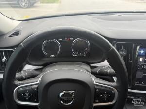 Zils Volvo V60 2020 Panevēža, ar dzinēja tilpumu 2.00 L un nobraukumu 326 tūkst. km par 12300 €, foto 17 vietnē AUTOMOTO.COM.LV