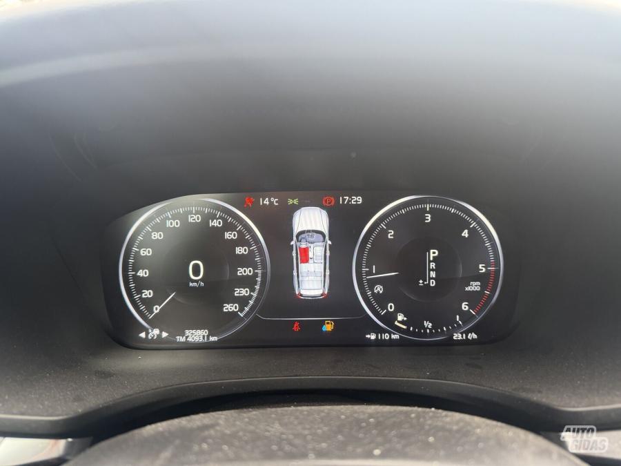 Zils Volvo V60 2020 Panevēža, ar dzinēja tilpumu 2.00 L un nobraukumu 326 tūkst. km par 12300 €, foto 20 vietnē AUTOMOTO.COM.LV