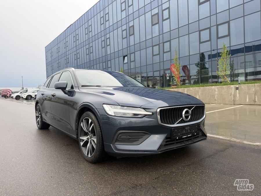 Zils Volvo V60 2020 Panevēža, ar dzinēja tilpumu 2.00 L un nobraukumu 326 tūkst. km par 12300 €, foto 3 vietnē AUTOMOTO.COM.LV