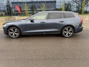 Zils Volvo V60 2020 Panevēža, ar dzinēja tilpumu 2.00 L un nobraukumu 326 tūkst. km par 12300 €, foto 12 vietnē AUTOMOTO.COM.LV