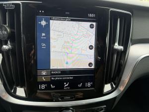Zils Volvo V60 2020 Panevēža, ar dzinēja tilpumu 2.00 L un nobraukumu 326 tūkst. km par 12300 €, foto 19 vietnē AUTOMOTO.COM.LV