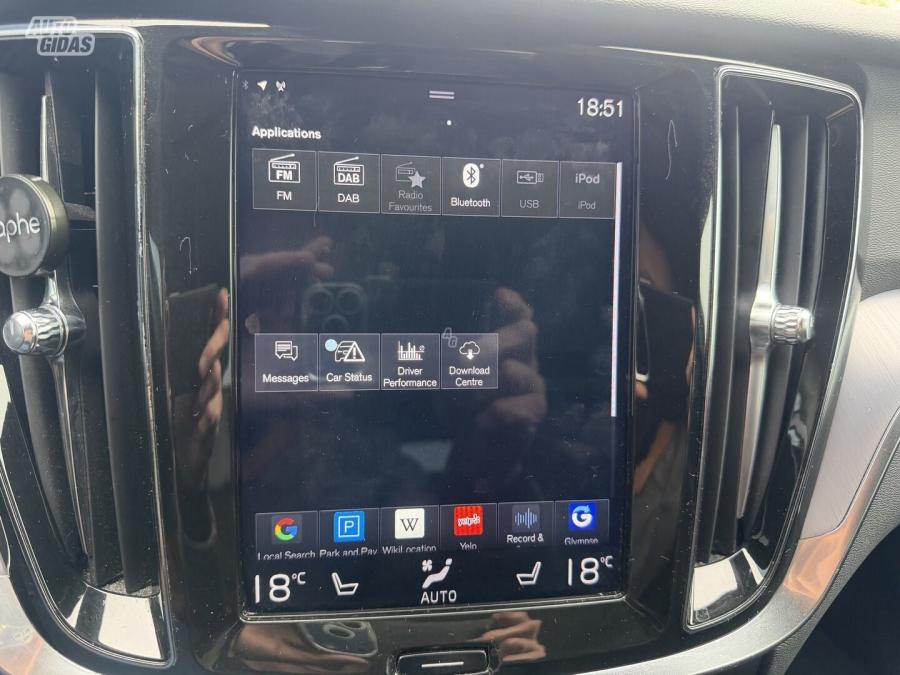 Zils Volvo V60 2020 Panevēža, ar dzinēja tilpumu 2.00 L un nobraukumu 326 tūkst. km par 12300 €, foto 20 vietnē AUTOMOTO.COM.LV