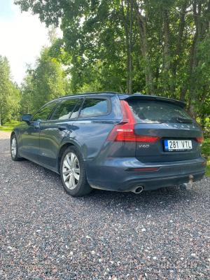 Синий Вольво B60 2020 в Таллин, объемом двигателя 2.00 л и пробегом 341 тыс. км за 9900 €, фото 4 на AUTOMOTO.COM.LV