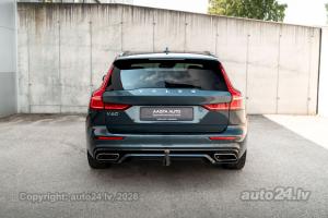 Zils Volvo V60 2020 Tartu, ar dzinēja tilpumu 2.00 L un nobraukumu 159 tūkst. km par 23900 €, foto 6 vietnē AUTOMOTO.COM.LV
