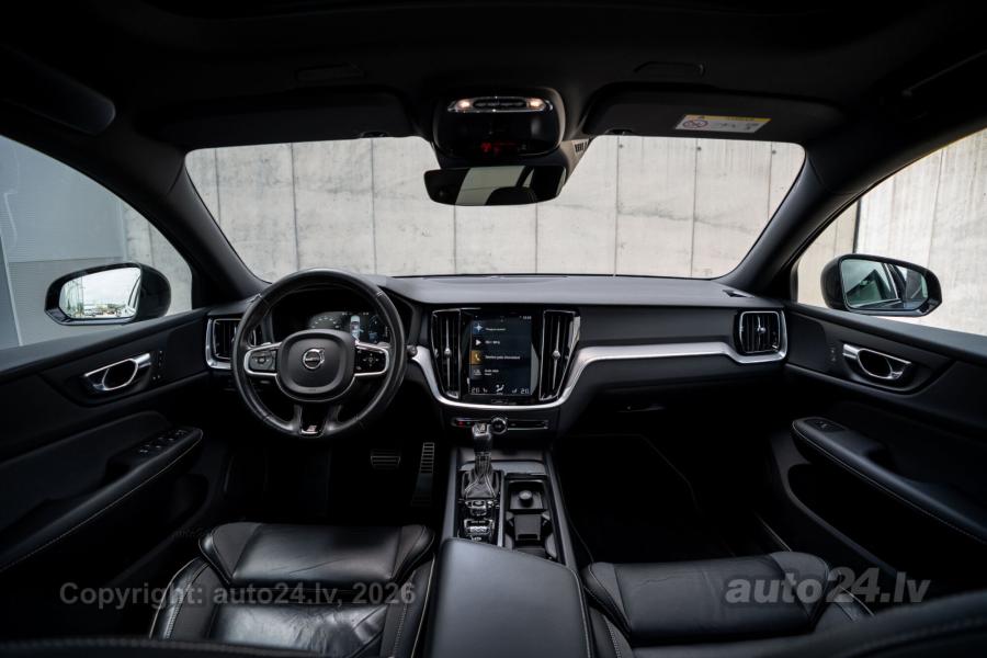 Zils Volvo V60 2020 Tartu, ar dzinēja tilpumu 2.00 L un nobraukumu 159 tūkst. km par 23900 €, foto 8 vietnē AUTOMOTO.COM.LV