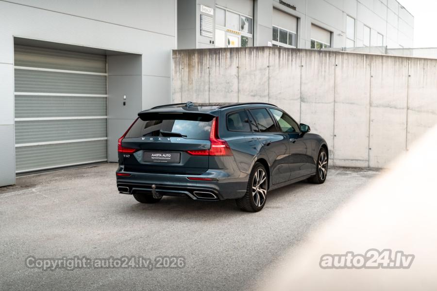 Zils Volvo V60 2020 Tartu, ar dzinēja tilpumu 2.00 L un nobraukumu 159 tūkst. km par 23900 €, foto 11 vietnē AUTOMOTO.COM.LV