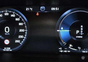 Blue Volvo V60 2020 in Siauliai, with an engine capacity of 1.97 L and mileage of 61 thousand km for 23500 €, photo 21 on AUTOMOTO.COM.LV