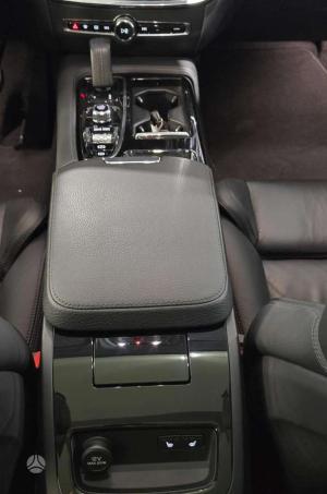 Blue Volvo V60 2020 in Siauliai, with an engine capacity of 1.97 L and mileage of 61 thousand km for 23500 €, photo 24 on AUTOMOTO.COM.LV