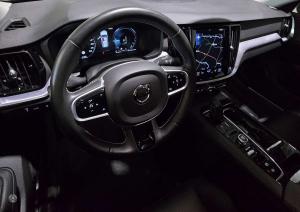 Blue Volvo V60 2020 in Siauliai, with an engine capacity of 1.97 L and mileage of 61 thousand km for 23500 €, photo 37 on AUTOMOTO.COM.LV