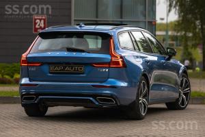 Zils Volvo V60 2020 Jelgava, ar dzinēja tilpumu 2.00 L un nobraukumu 0 tūkst. km par 18990 €, foto 5 vietnē AUTOMOTO.COM.LV