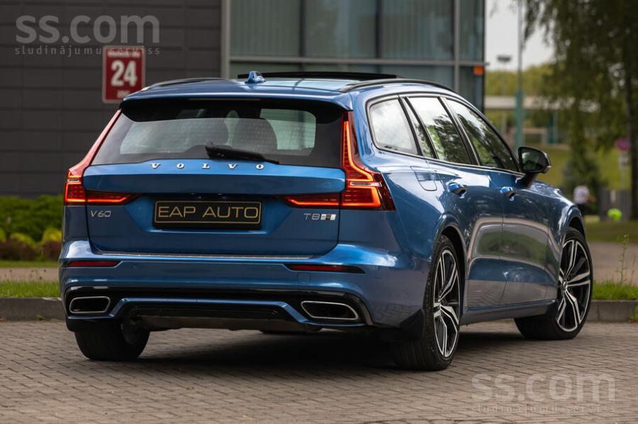Zils Volvo V60 2020 Jelgava, ar dzinēja tilpumu 2.00 L un nobraukumu 0 tūkst. km par 18990 €, foto 5 vietnē AUTOMOTO.COM.LV