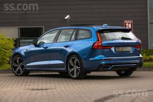 Zils Volvo V60 2020 Jelgava, ar dzinēja tilpumu 2.00 L un nobraukumu 0 tūkst. km par 18990 €, foto 7 vietnē AUTOMOTO.COM.LV