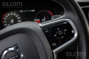 Zils Volvo V60 2020 Jelgava, ar dzinēja tilpumu 2.00 L un nobraukumu 0 tūkst. km par 18990 €, foto 29 vietnē AUTOMOTO.COM.LV
