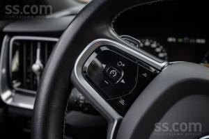 Zils Volvo V60 2020 Jelgava, ar dzinēja tilpumu 2.00 L un nobraukumu 0 tūkst. km par 18990 €, foto 30 vietnē AUTOMOTO.COM.LV