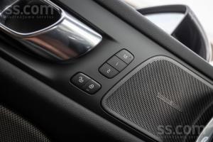 Zils Volvo V60 2020 Jelgava, ar dzinēja tilpumu 2.00 L un nobraukumu 0 tūkst. km par 18990 €, foto 33 vietnē AUTOMOTO.COM.LV